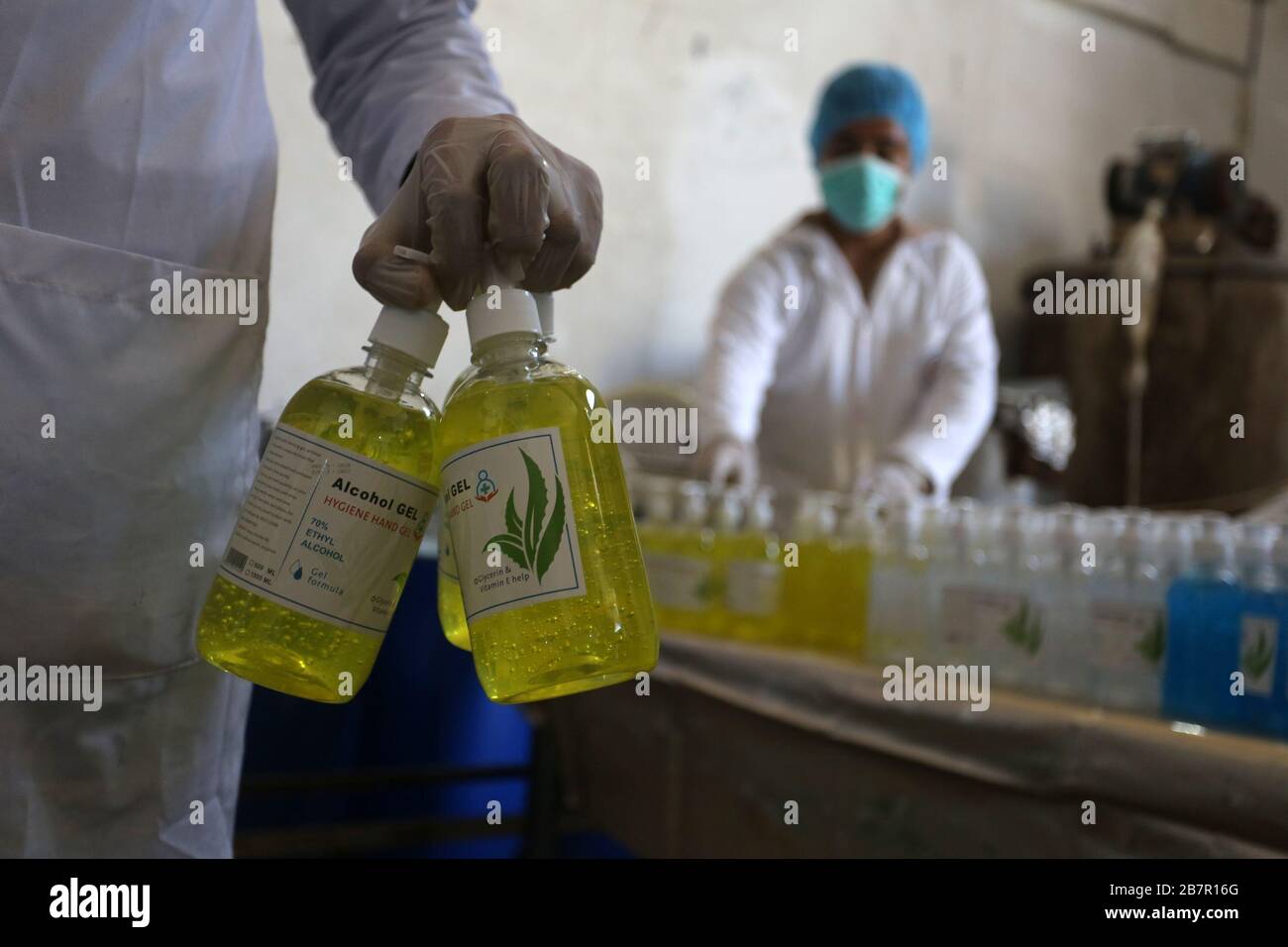 Gel factory hi-res stock photography and images - Alamy