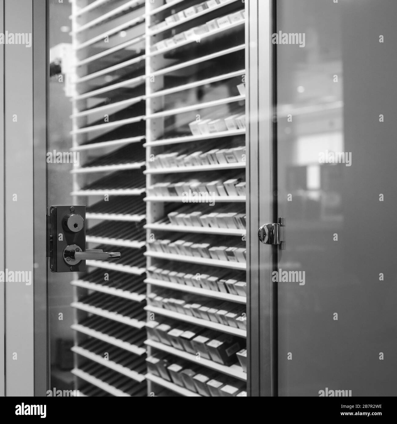 Pharmacy counter mask hi-res stock photography and images - Alamy