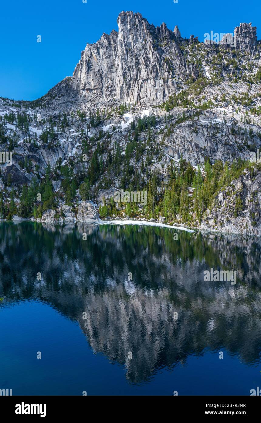 Alpine Lakes Wilderness in Washington State Stock Photo - Alamy