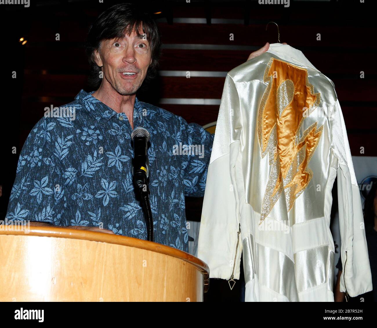 Boston band members David Victor, Tom Scholz, Tommy DeCarlo, Gary Pihl ...