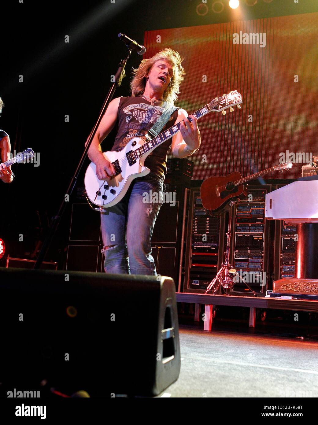 Boston,with a current line-up consisting of founder Tom Scholz, along ...