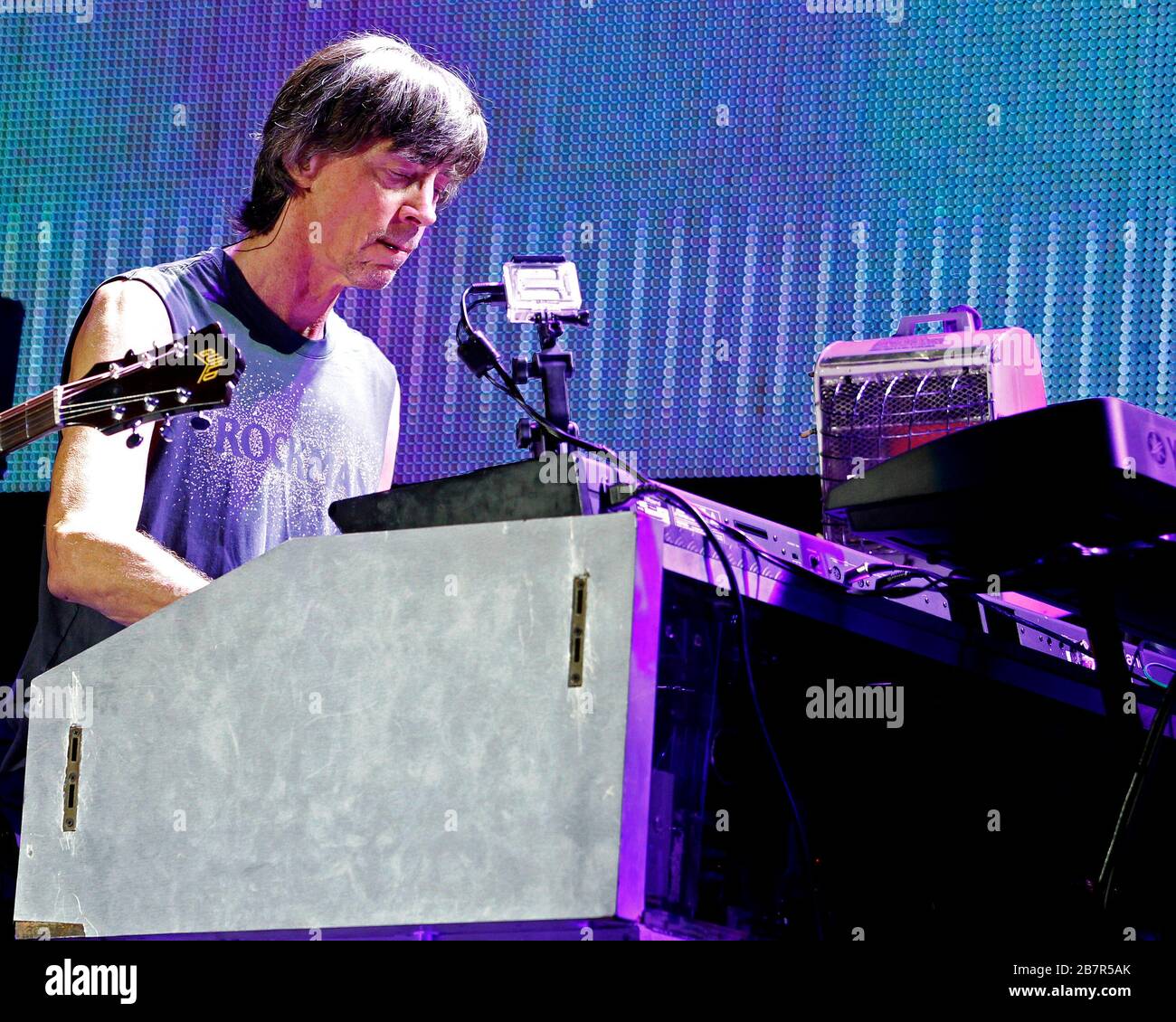 Boston,with a current line-up consisting of founder Tom Scholz, along ...