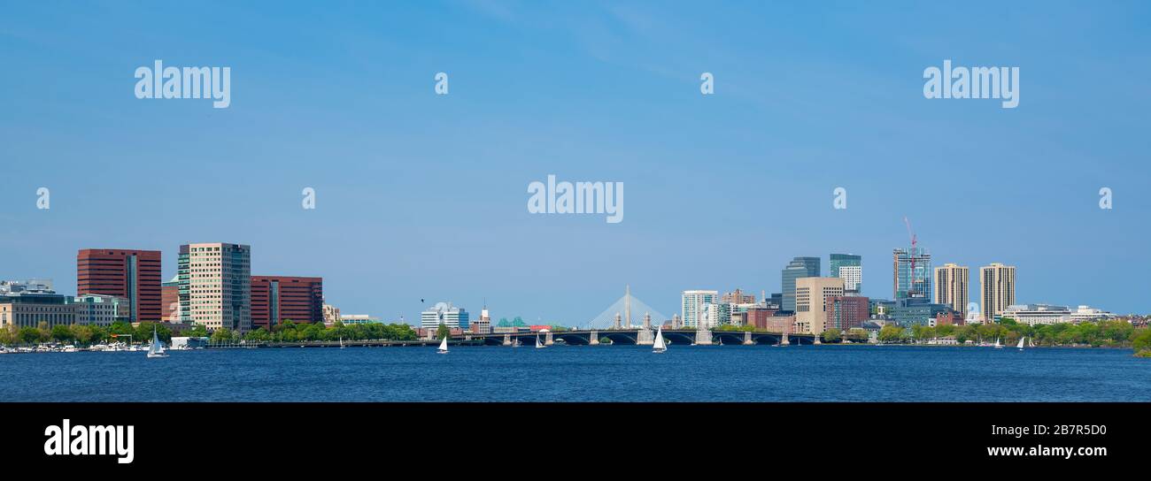 Boston downtown skyline panorama hi-res stock photography and images ...
