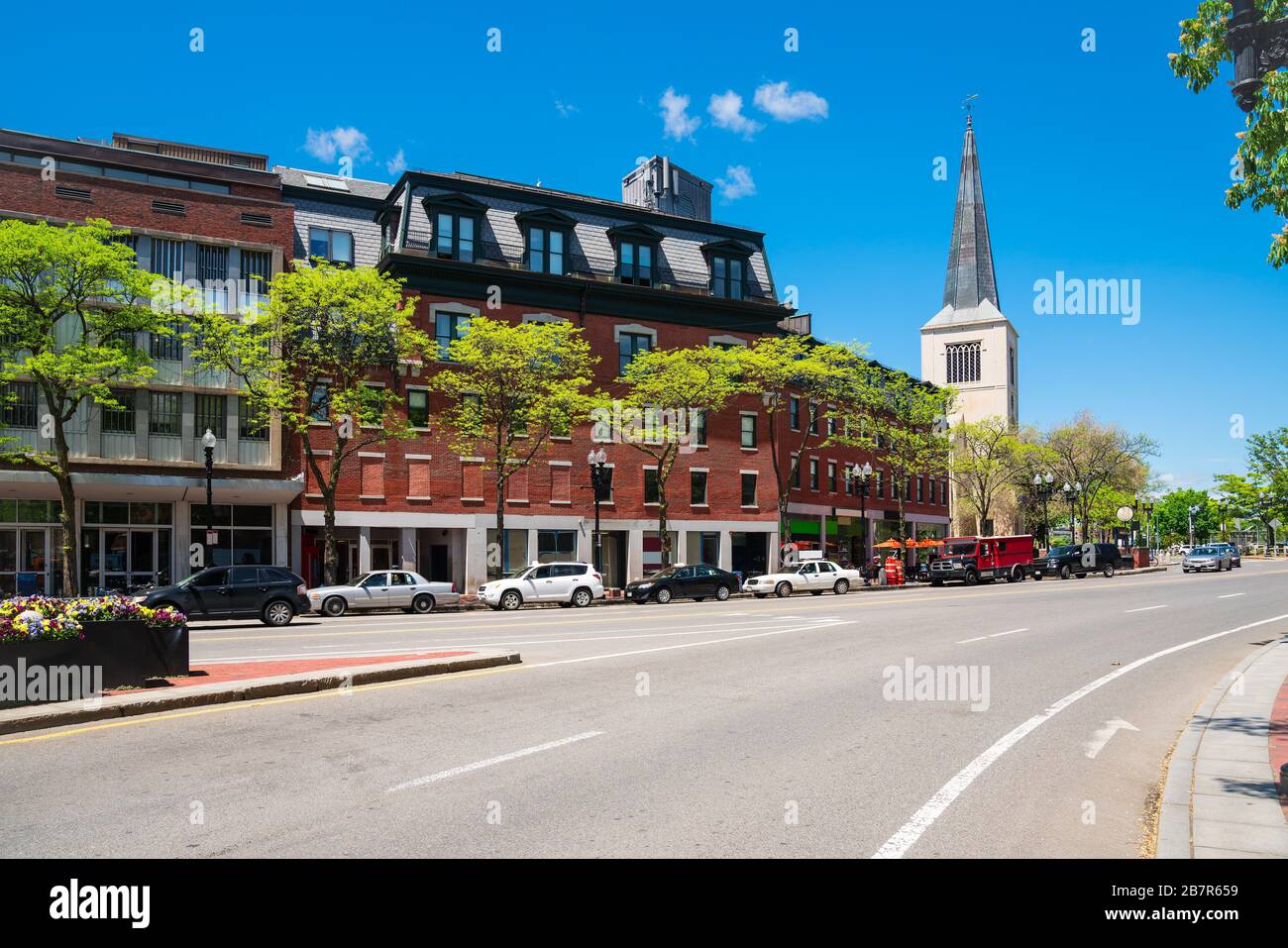 Harvard university campus view hi-res stock photography and images - Alamy