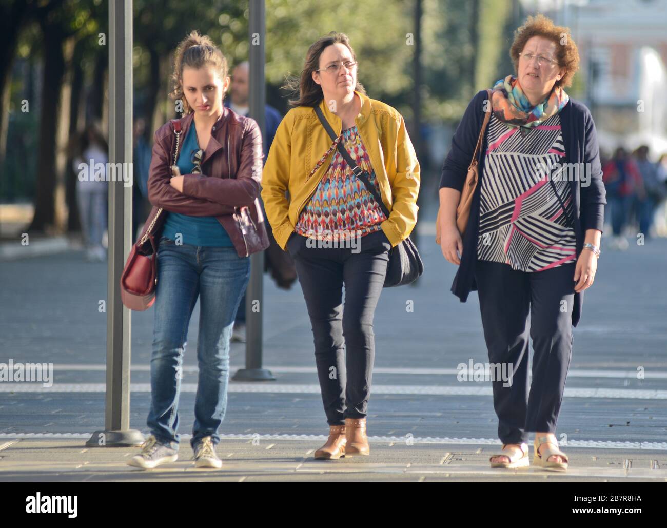 Italian women walking in Piazza Umberto I, Via Sparano da Bari. Bari ...