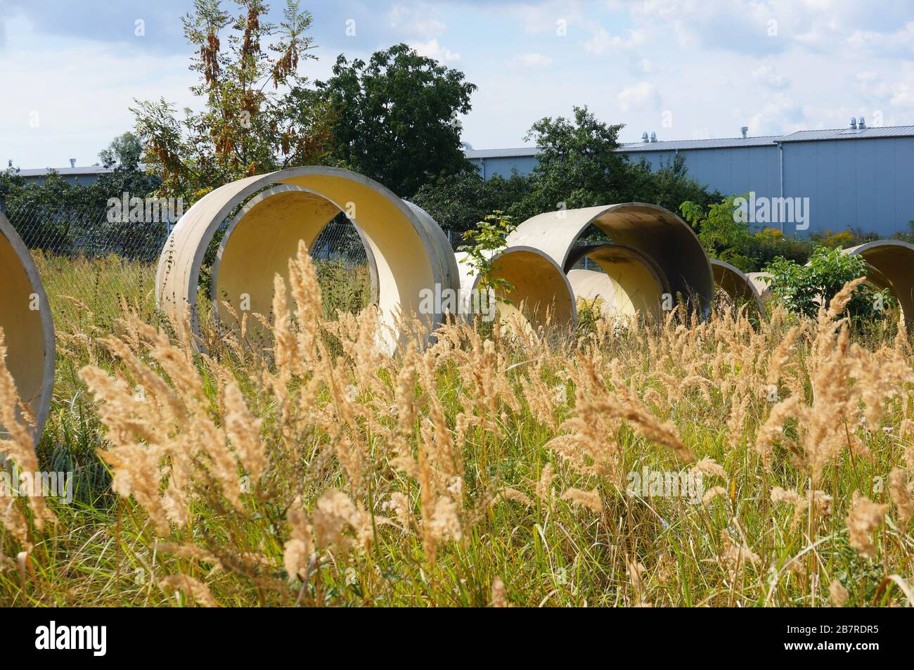 Circular objects hi-res stock photography and images - Alamy