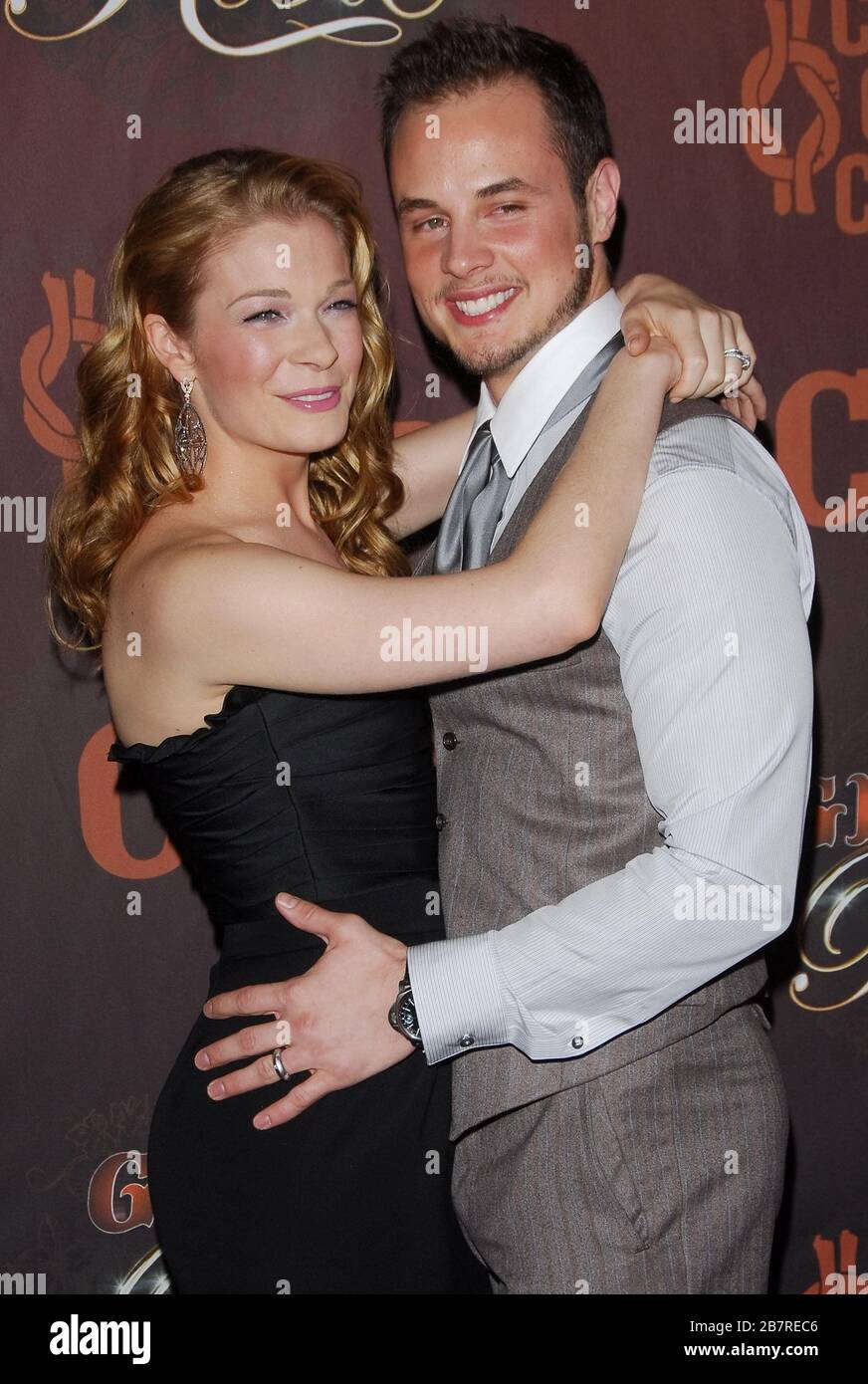 LeAnn Rimes and Husband Dean Sheremet at the "CMT Giants" Honoring Reba ...