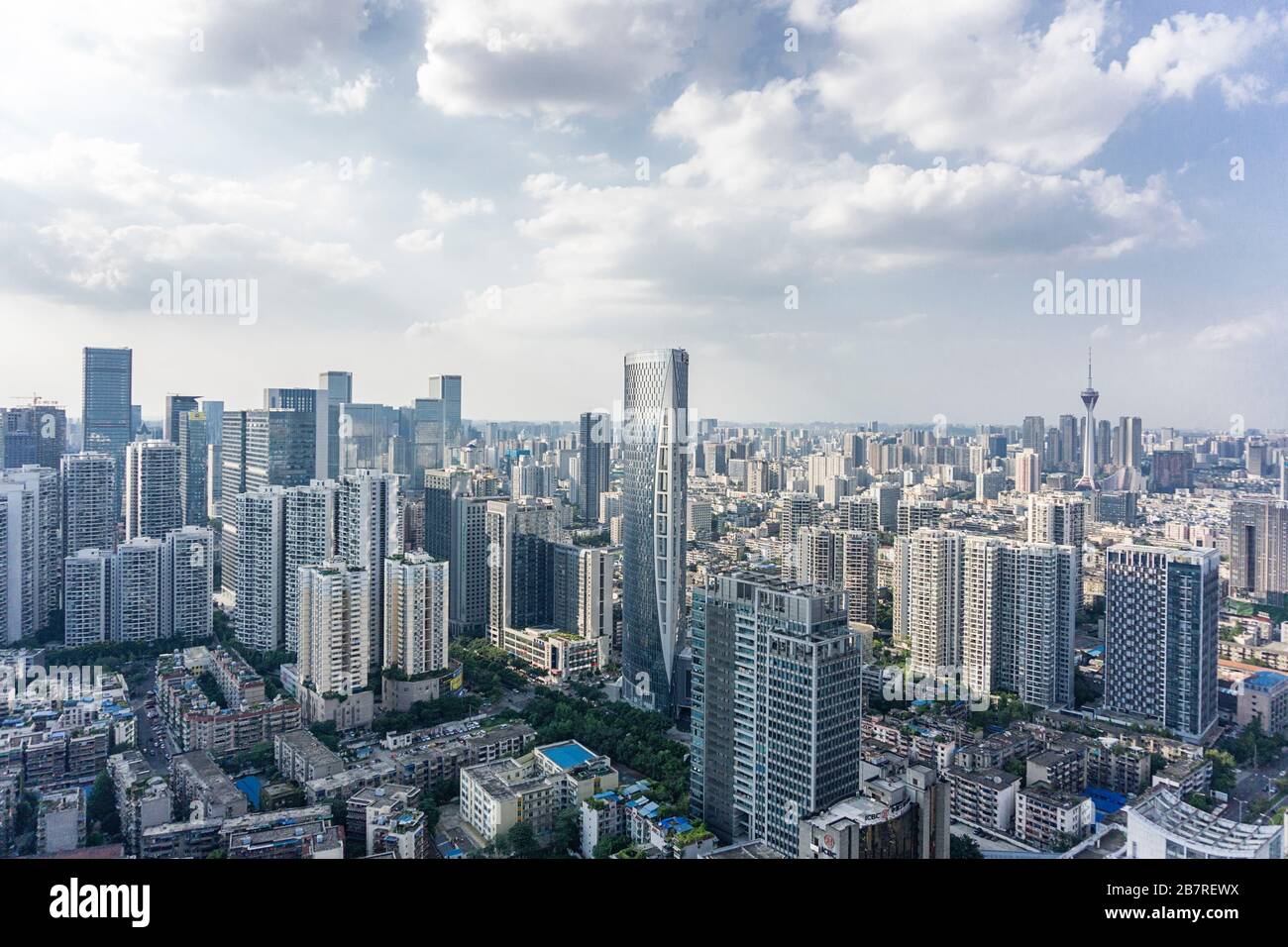 Chengdu skyline hi-res stock photography and images - Alamy