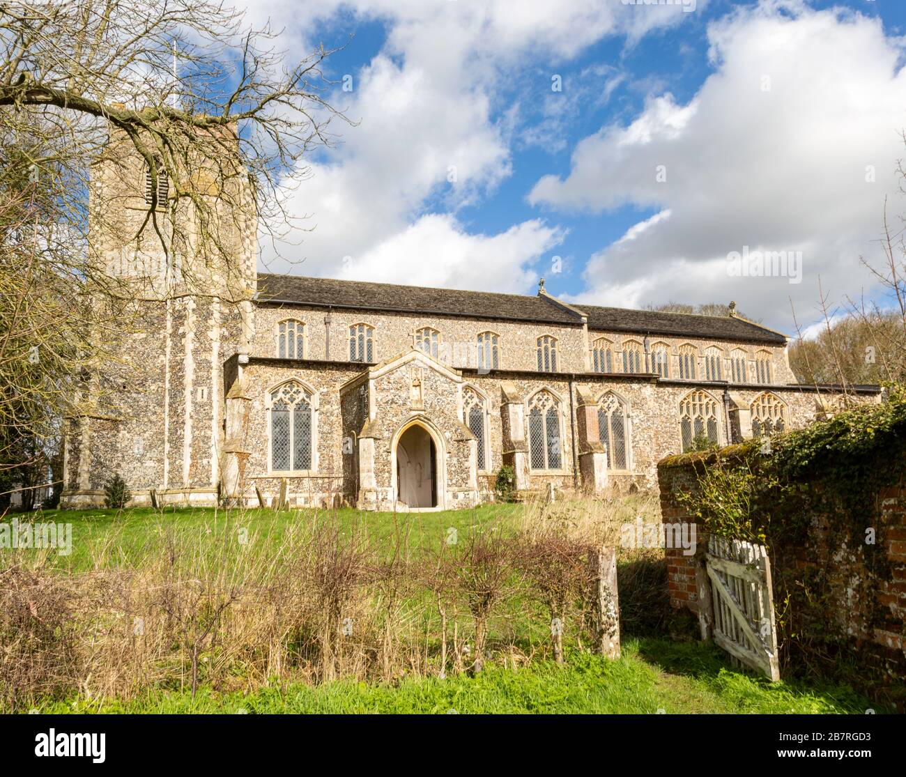 Historic village parish church, Wingfield, Suffolk, England, UK Stock ...