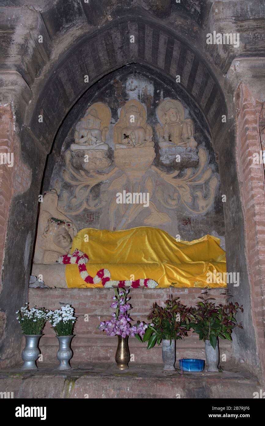 Myanmar: Bagan- Nathlung Kyuang temple.Vishnu on Sheshanaga in the main ...
