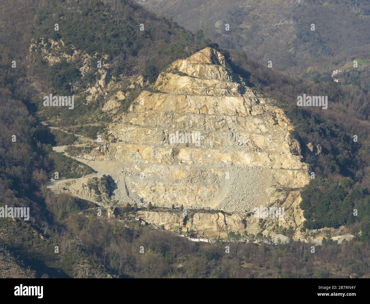 Dolomitic limestones hi-res stock photography and images - Alamy