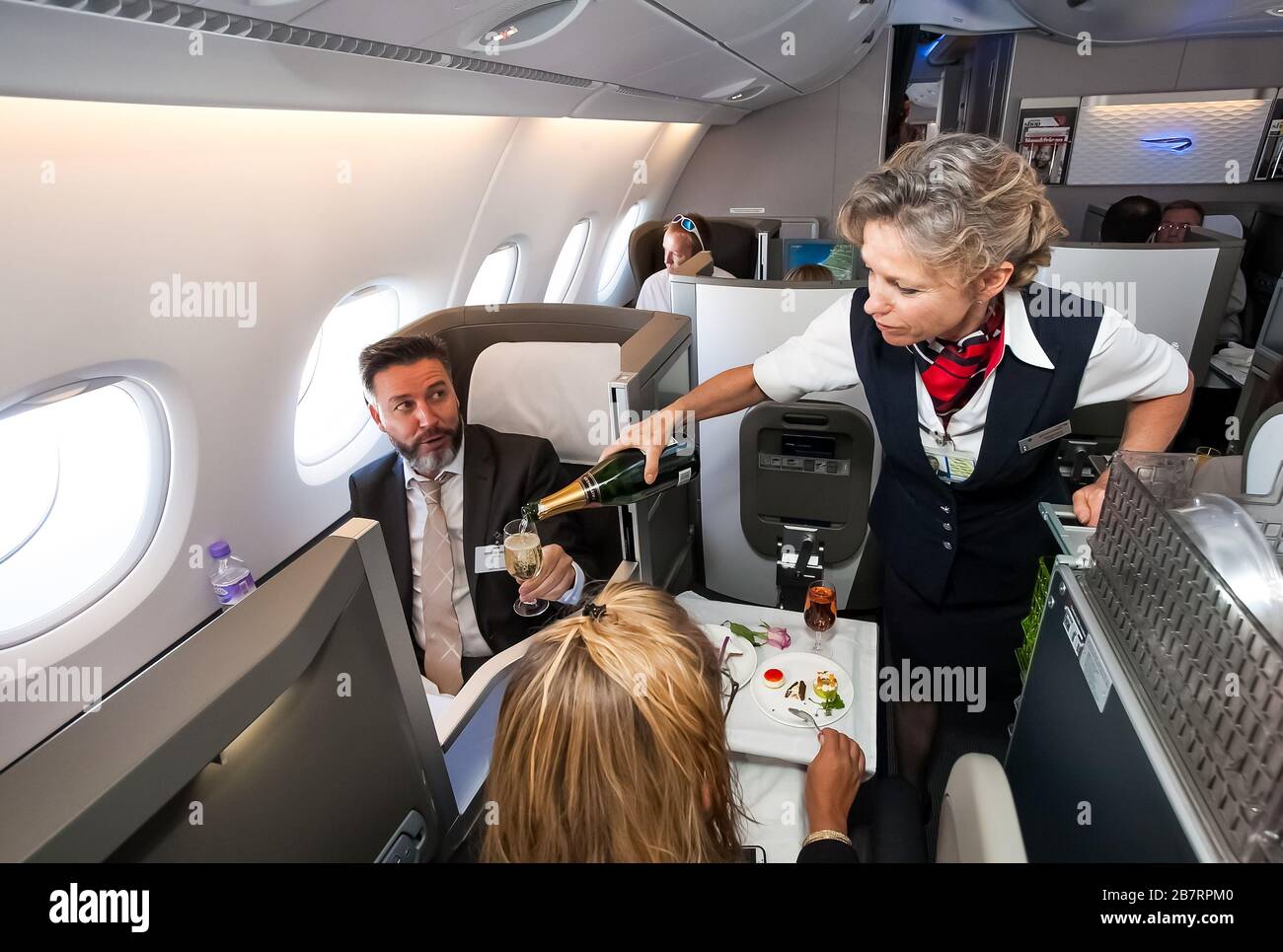 Female cabin crew hi-res stock photography and images - Alamy