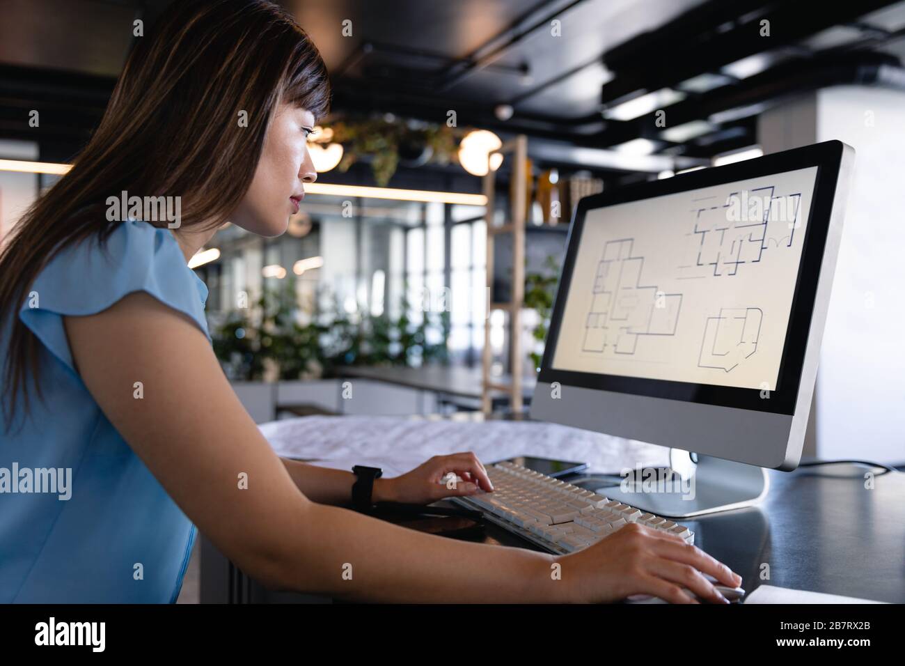 Asian architect hi-res stock photography and images - Alamy