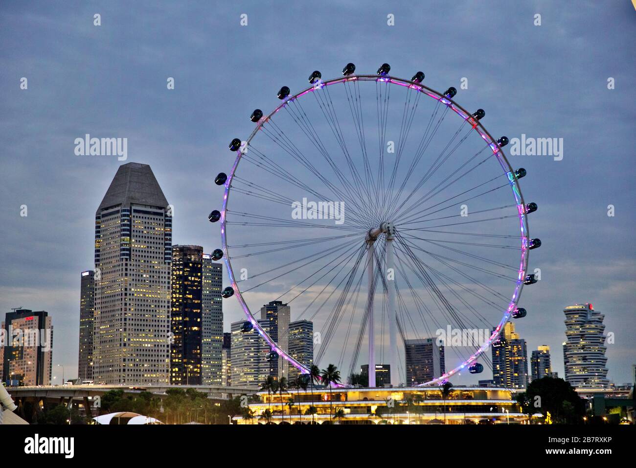 Ferris Wheel in Singapore Stock Photo - Alamy