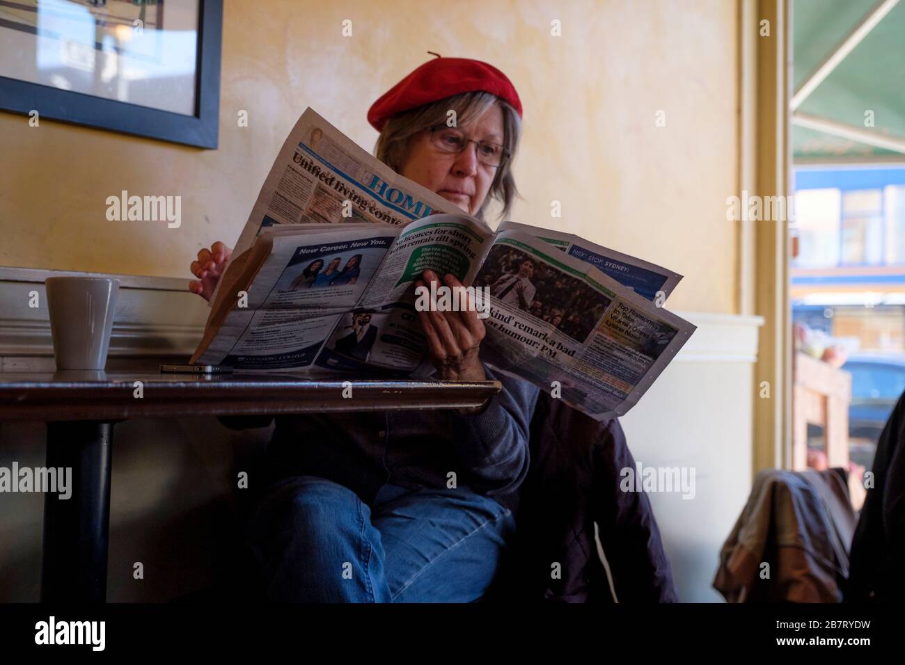 Reading metro hi-res stock photography and images - Alamy