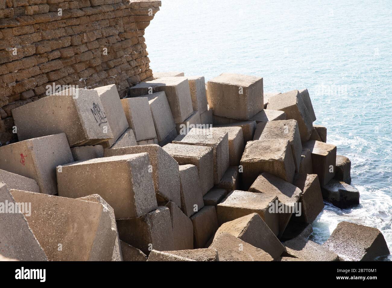 Concrete blocks sea defence in hi-res stock photography and images - Alamy