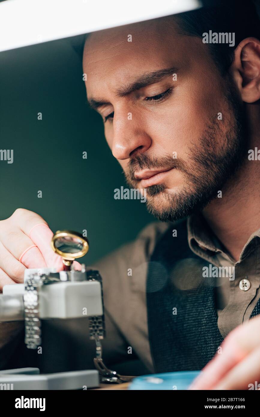 Mechanical wooden man clock hi-res stock photography and images - Alamy