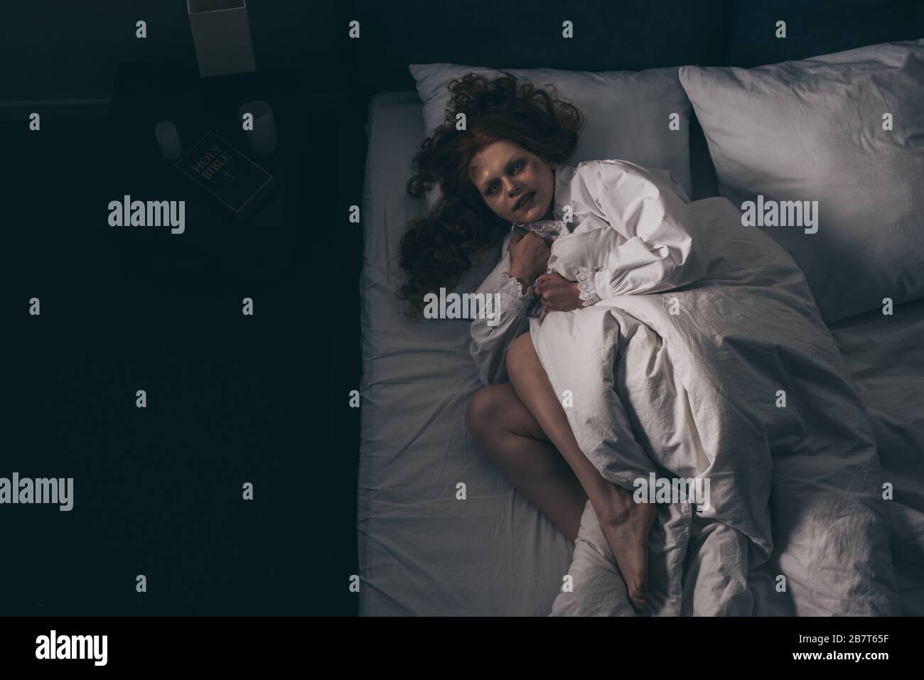 Dead woman top view hi-res stock photography and images - Alamy