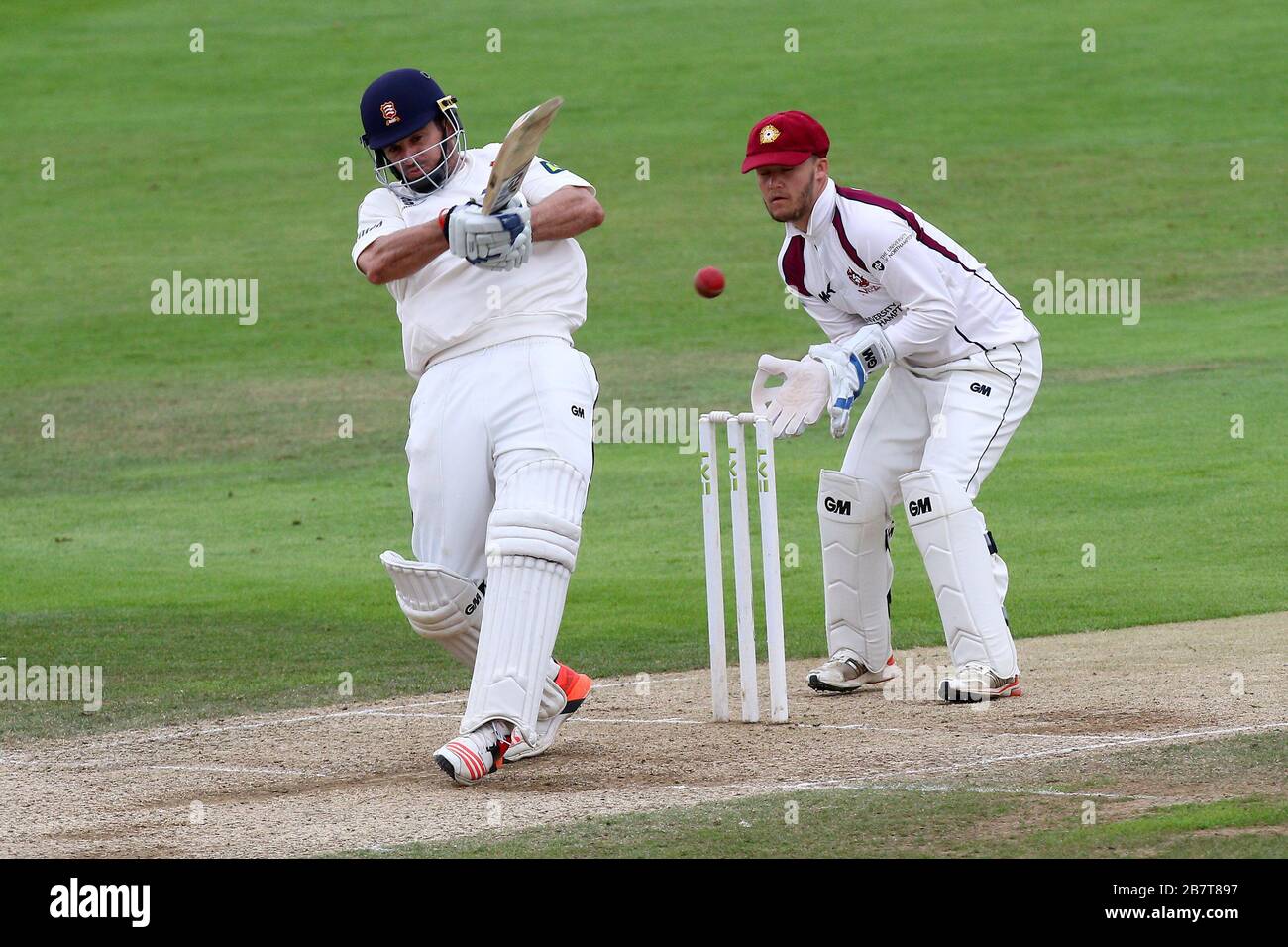 Ryan ten Doeschate hits four runs for Essex CCC as Ben Duckett looks on ...