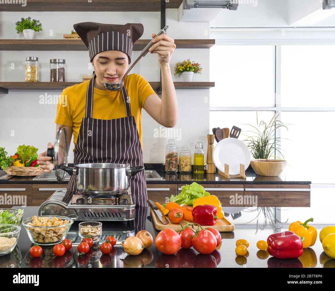 Modern asian cuisine hi-res stock photography and images - Alamy