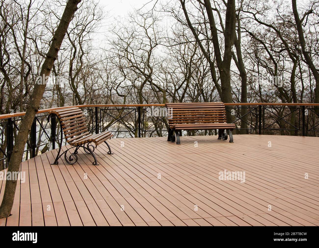 Wood nature and benches season hi-res stock photography and images - Alamy