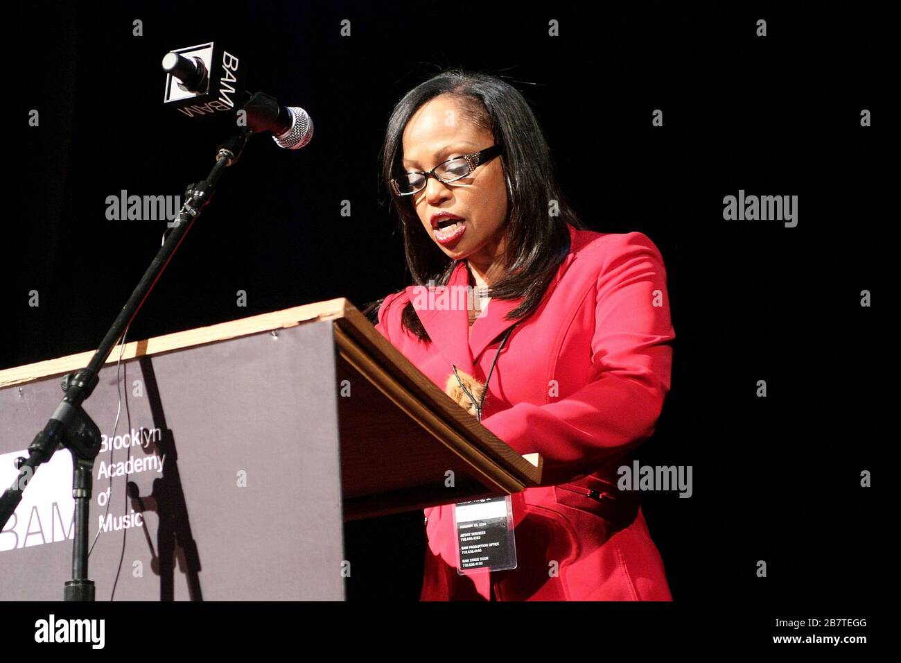 Yvonne howard hi-res stock photography and images - Alamy