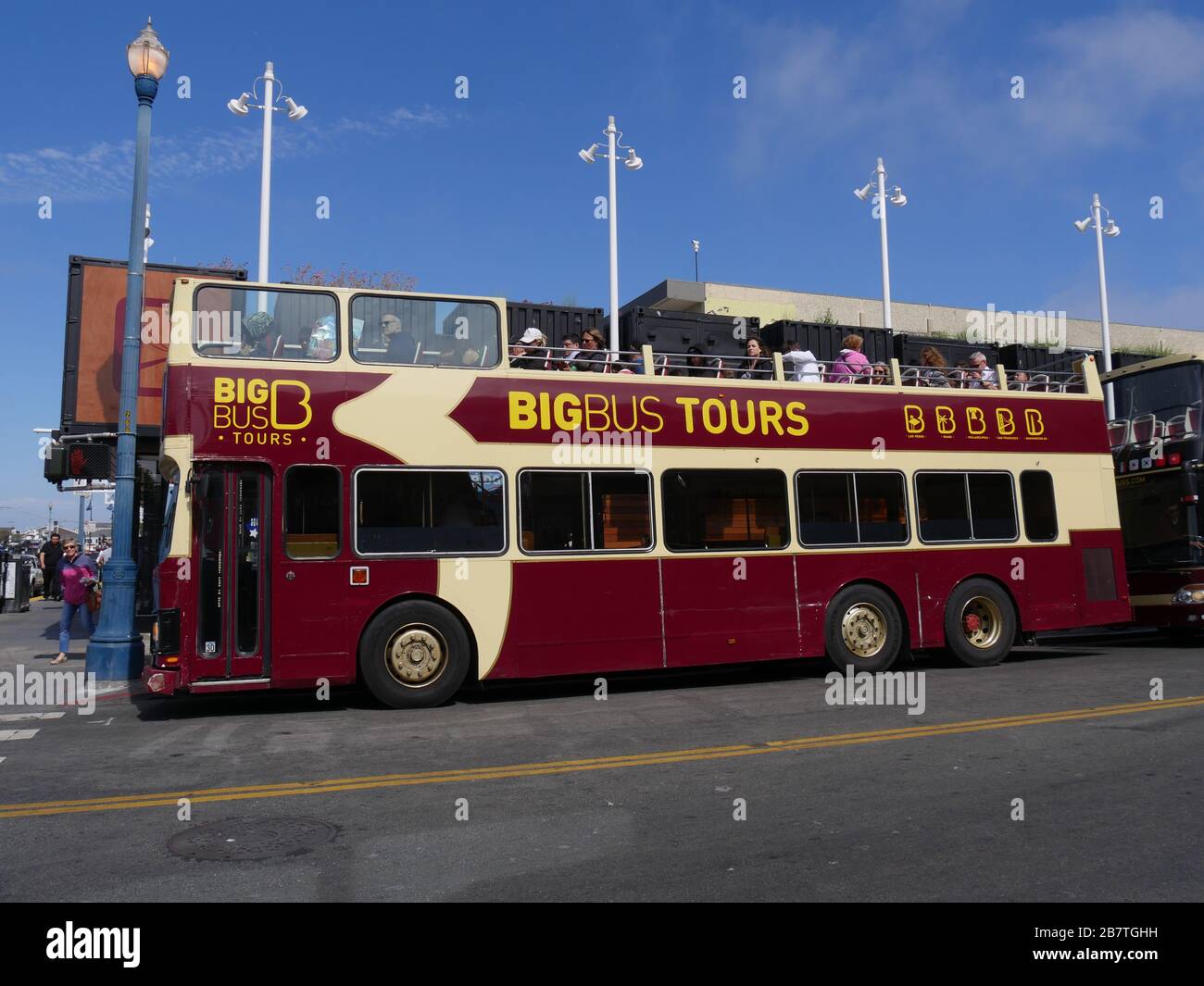 San Francisco, California-July 2018: A Big Bus hop on hop off tour bus ...