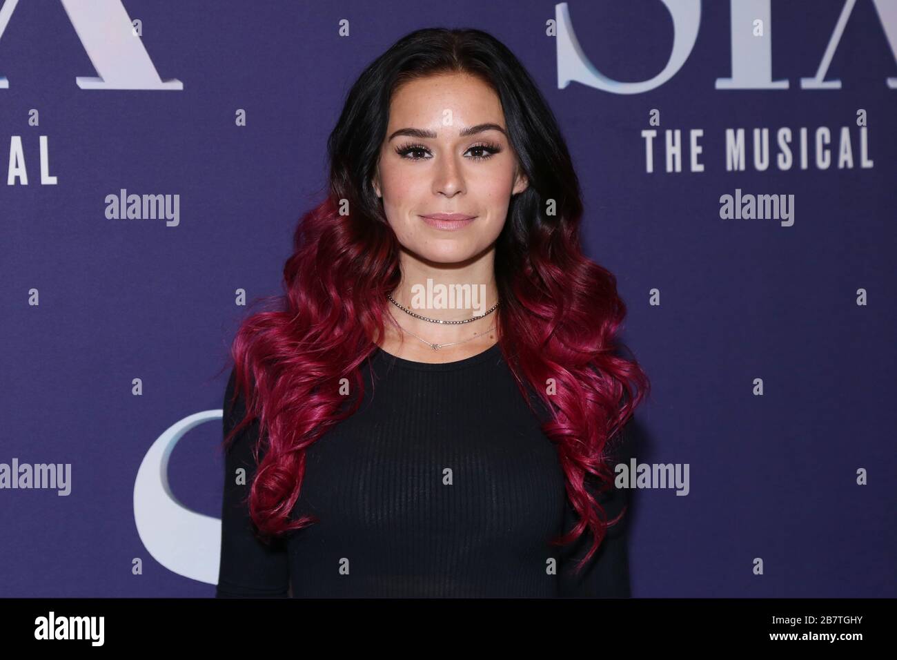 Samantha pauly hi-res stock photography and images - Alamy