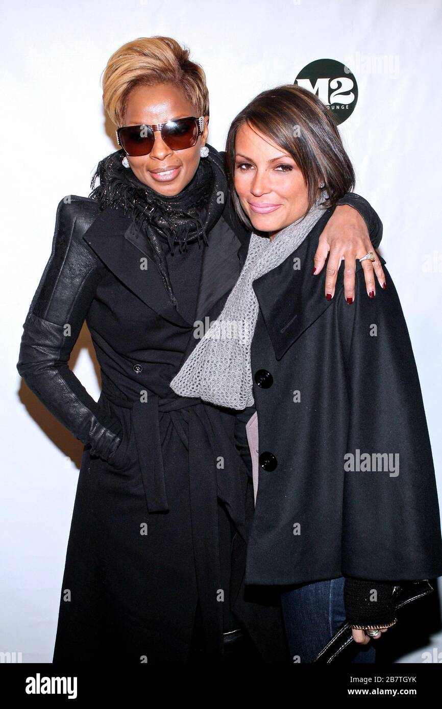 New York, NY, USA. 23 December, 2009. Mary J. Blige, Angie Martinez at ...