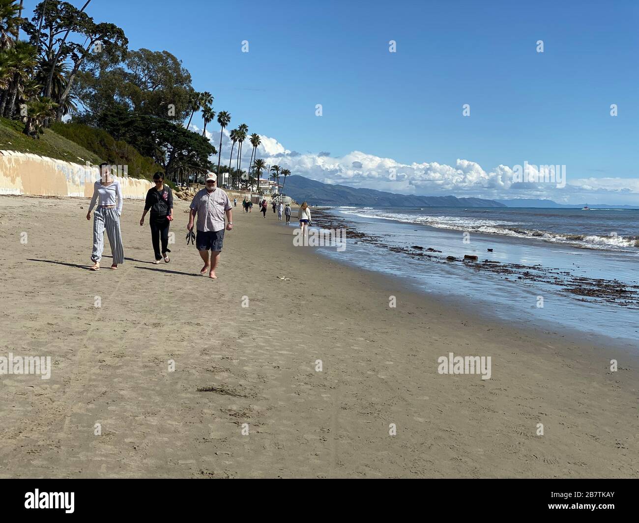 Montecito santa barbara beach 2020 hi-res stock photography and images ...