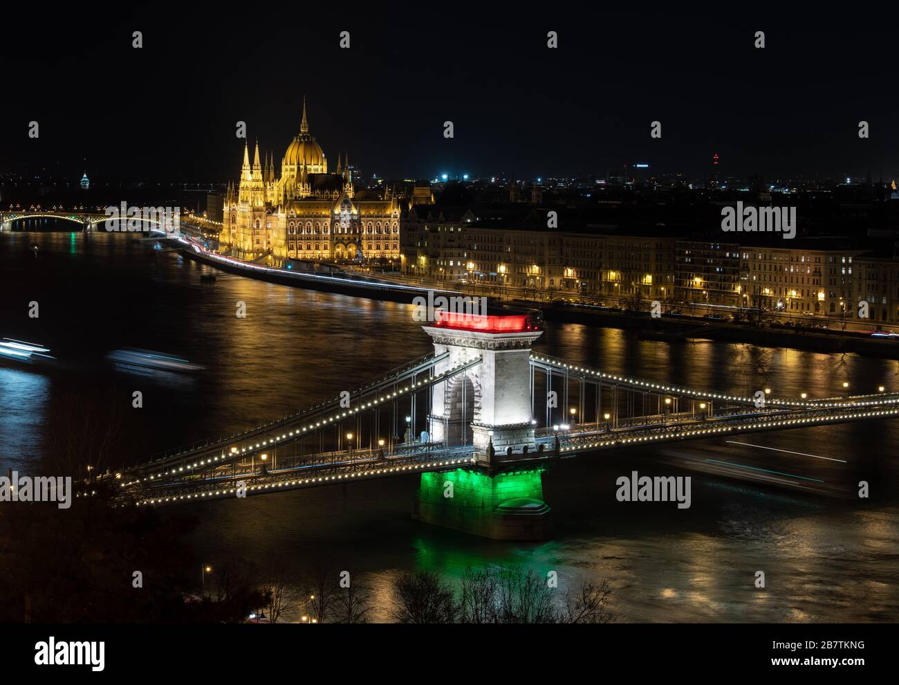 Chain bridge, Budapest Stock Photo - Alamy