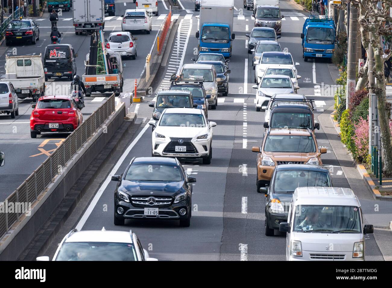 Air pollution tokyo hi-res stock photography and images - Alamy