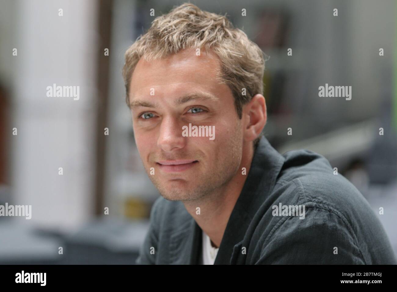 breaking and entering Stock Photo - Alamy