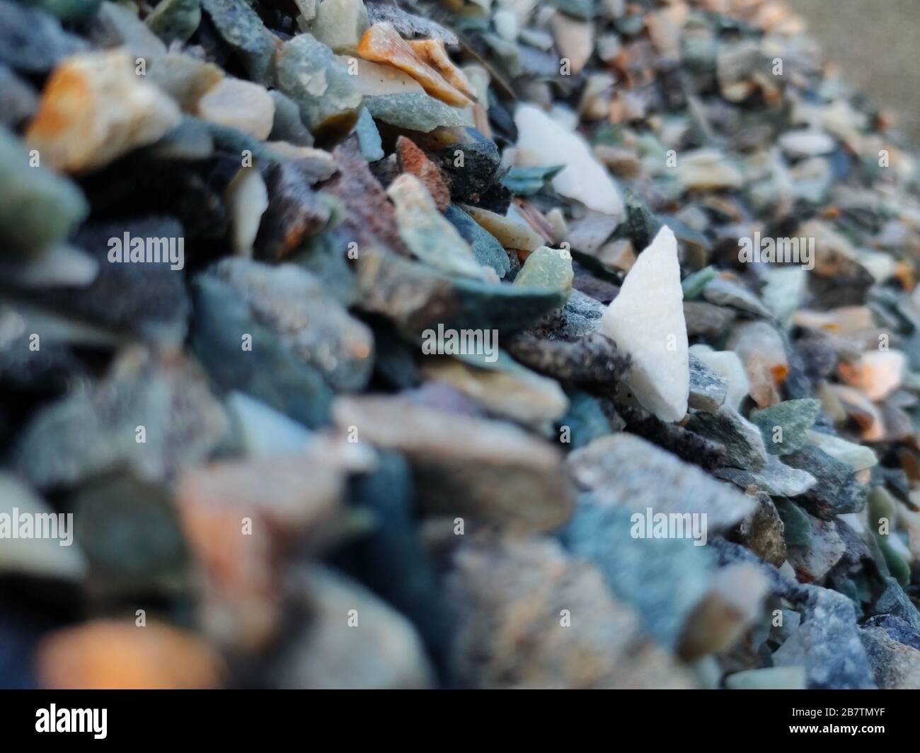 Broken rocks hi-res stock photography and images - Alamy