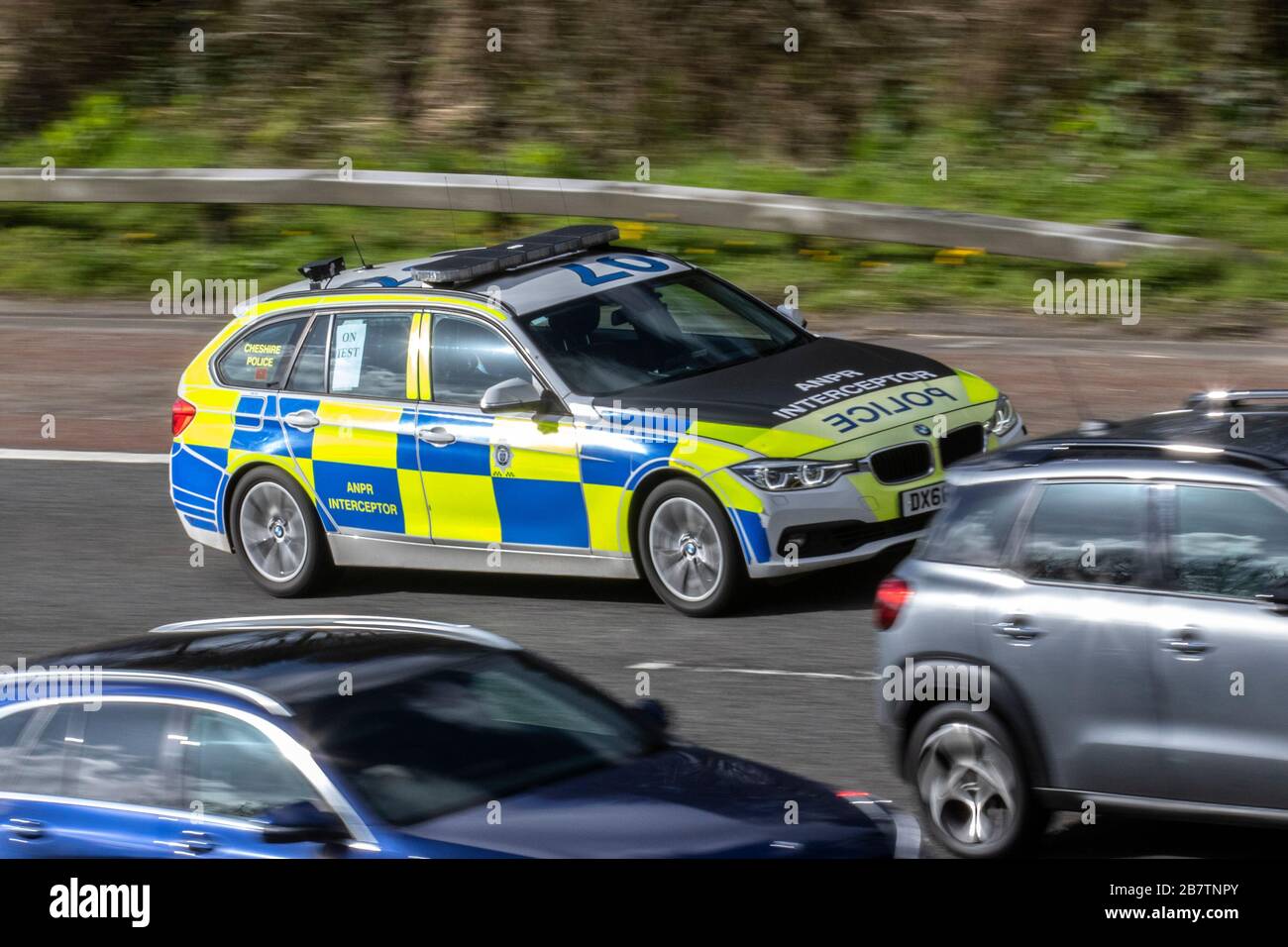 Cheshire constabulary car hi-res stock photography and images - Alamy