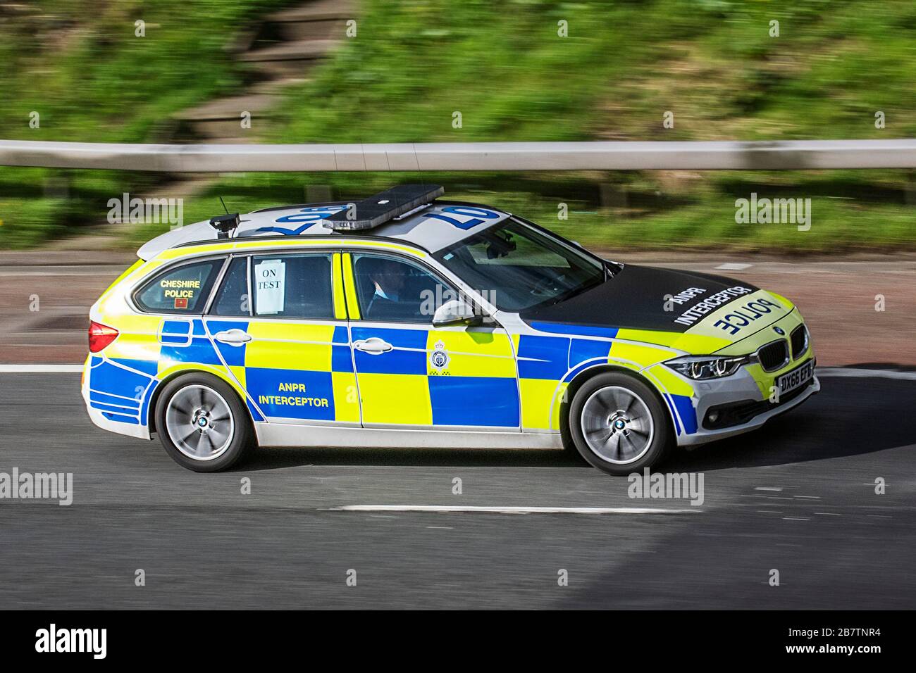 Cheshire constabulary car hi-res stock photography and images - Alamy