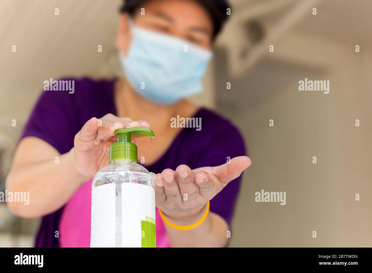 Alcohol kill germs hi-res stock photography and images - Alamy