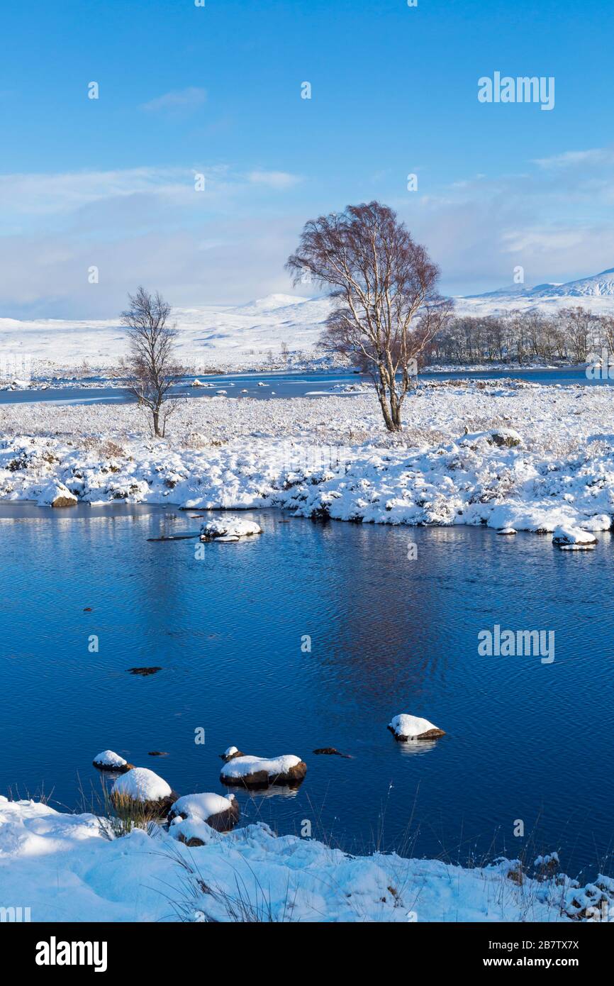 Loch rannoch snow hi-res stock photography and images - Alamy
