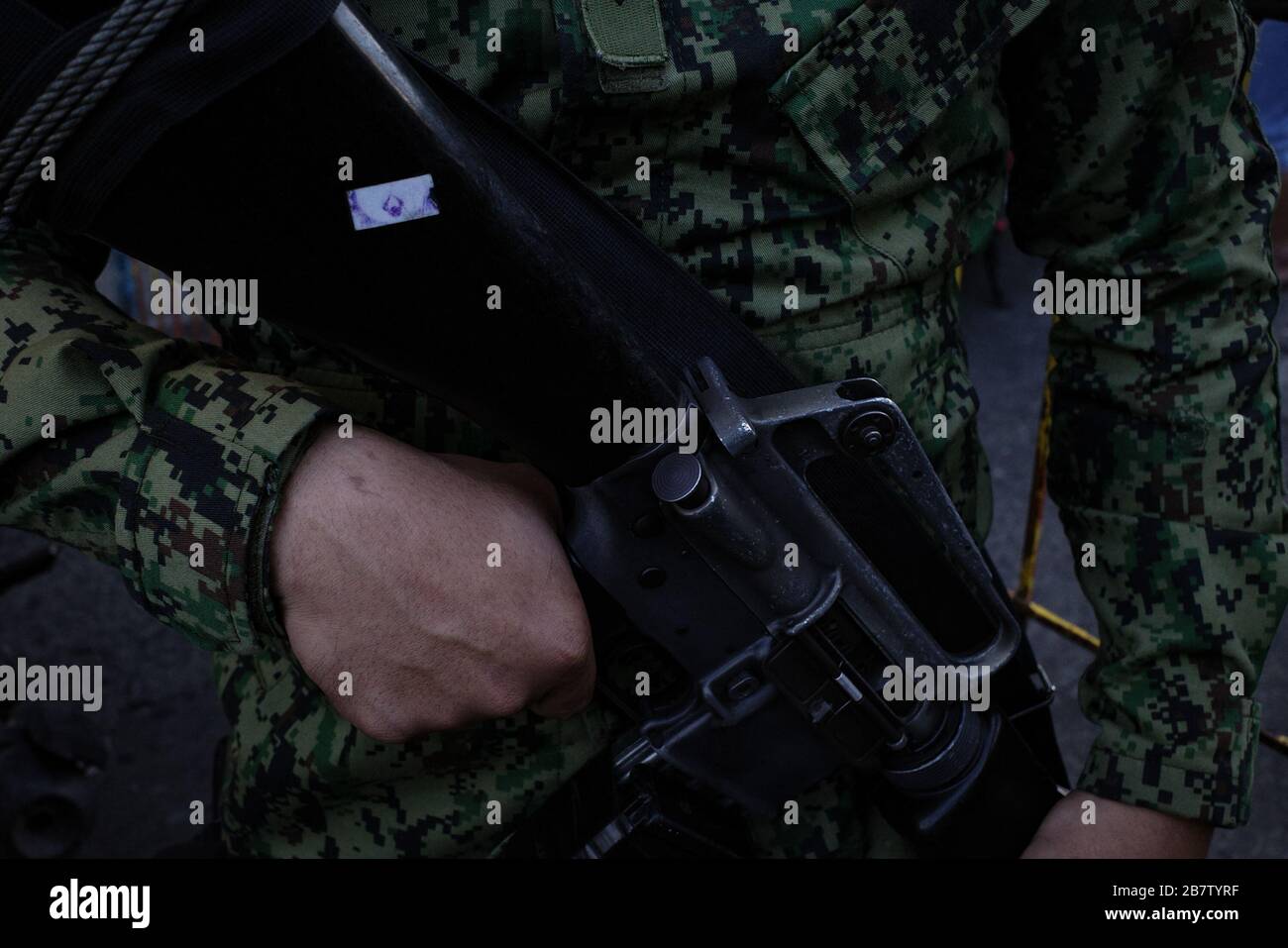 Guard check pass documents hi-res stock photography and images - Alamy