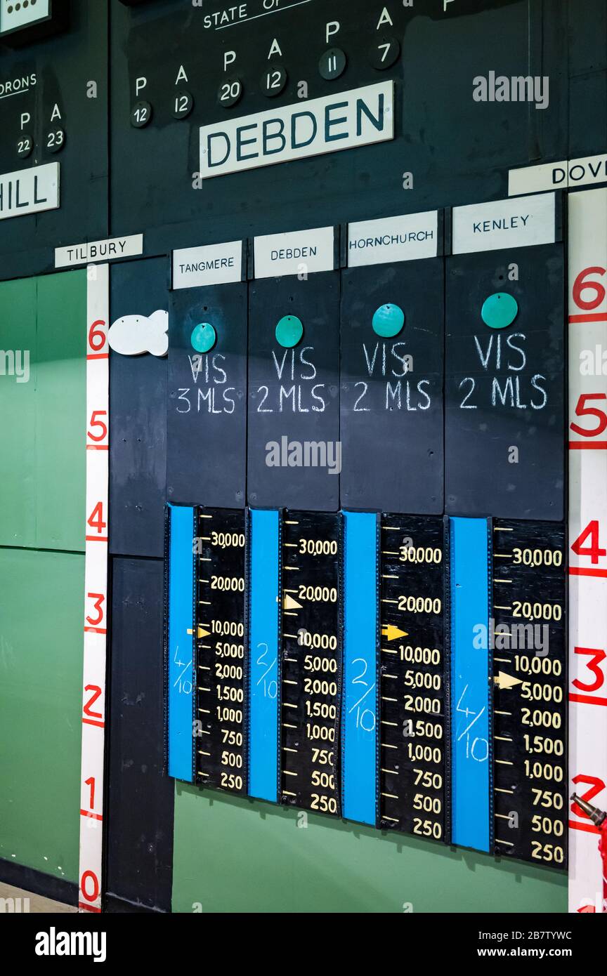 Battle of britain bunker uxbridge hi-res stock photography and images ...