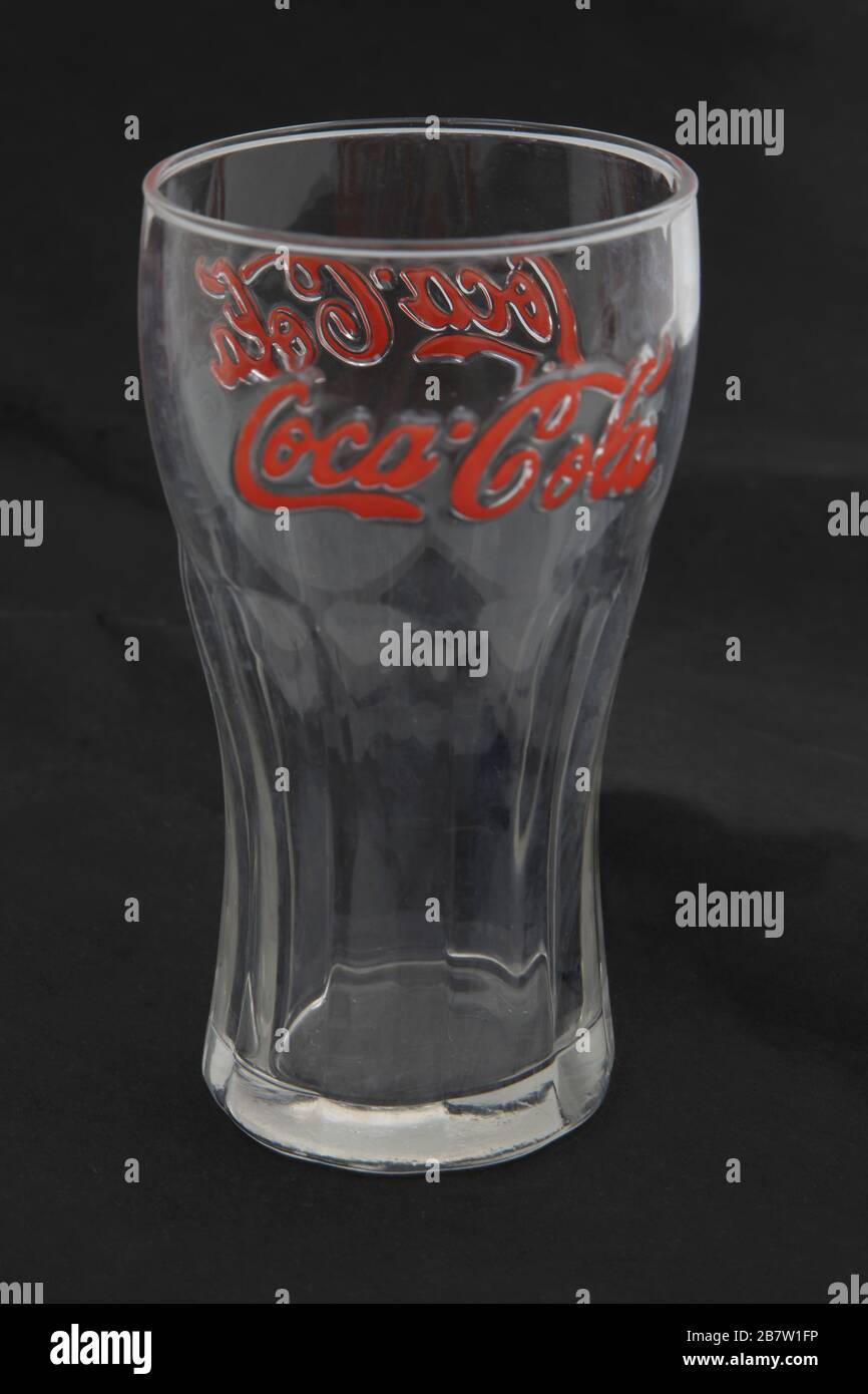 Coca cola glass hi-res stock photography and images - Alamy