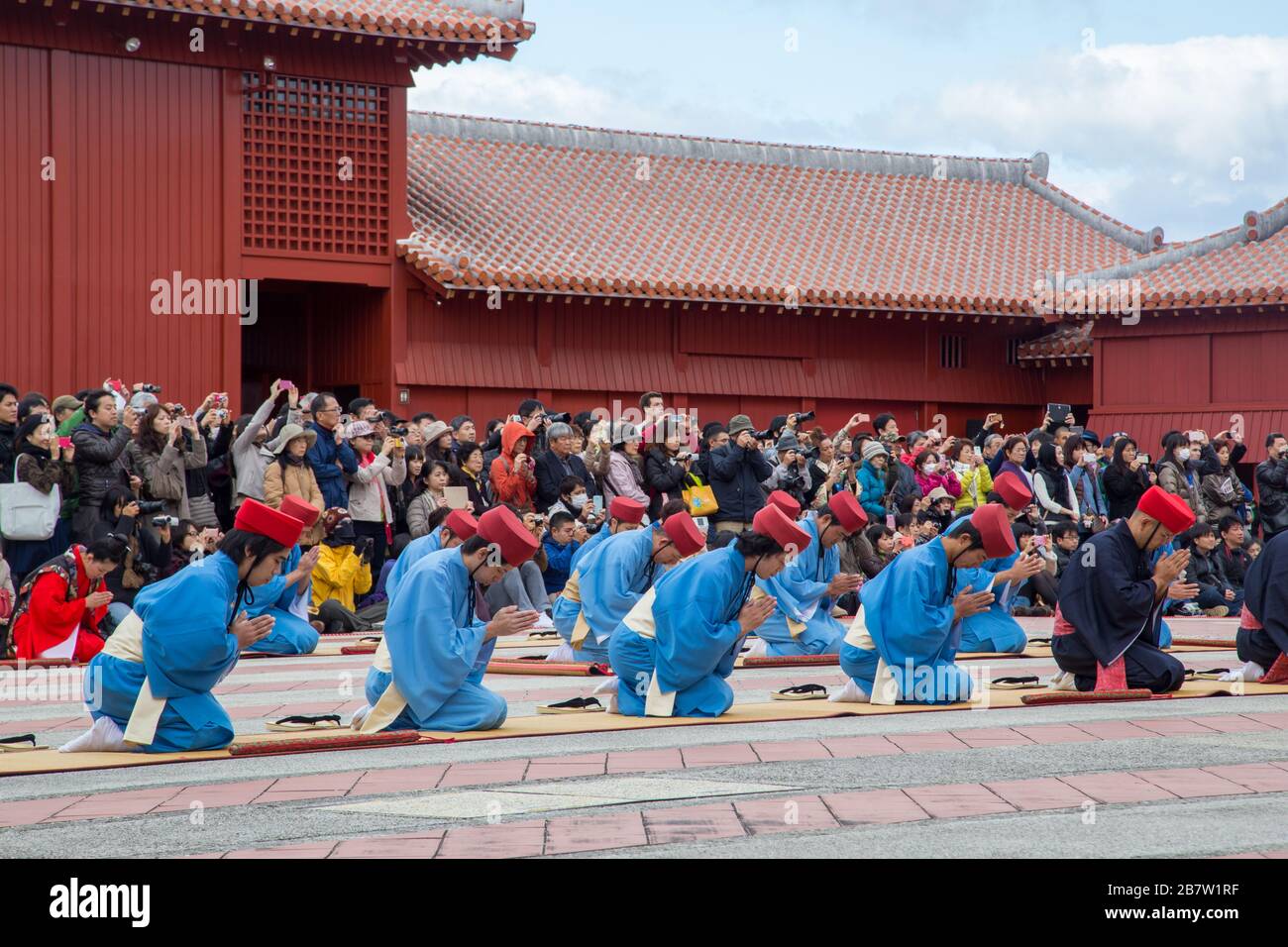 Okinawa people history hi-res stock photography and images - Alamy