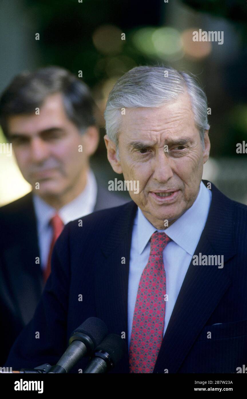 United States Senator Lloyd Bentsen of Texas, Democratic vice ...