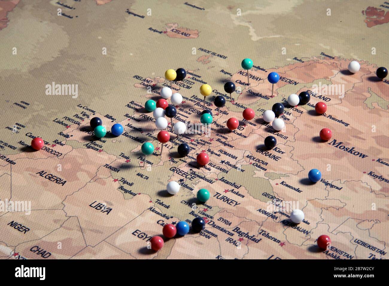 Pins map europe hi-res stock photography and images - Alamy