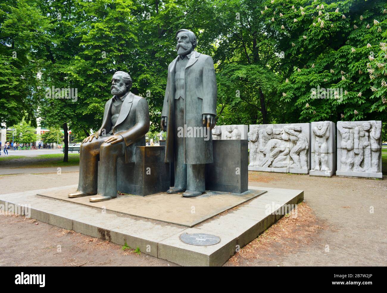 Marx engels statue alexanderplatz hi-res stock photography and images ...