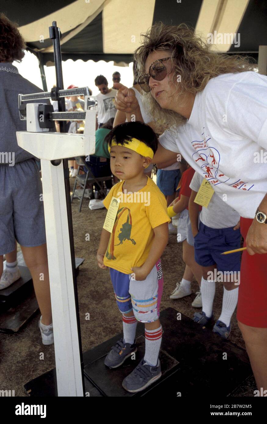 Child weight measurement hi-res stock photography and images - Alamy