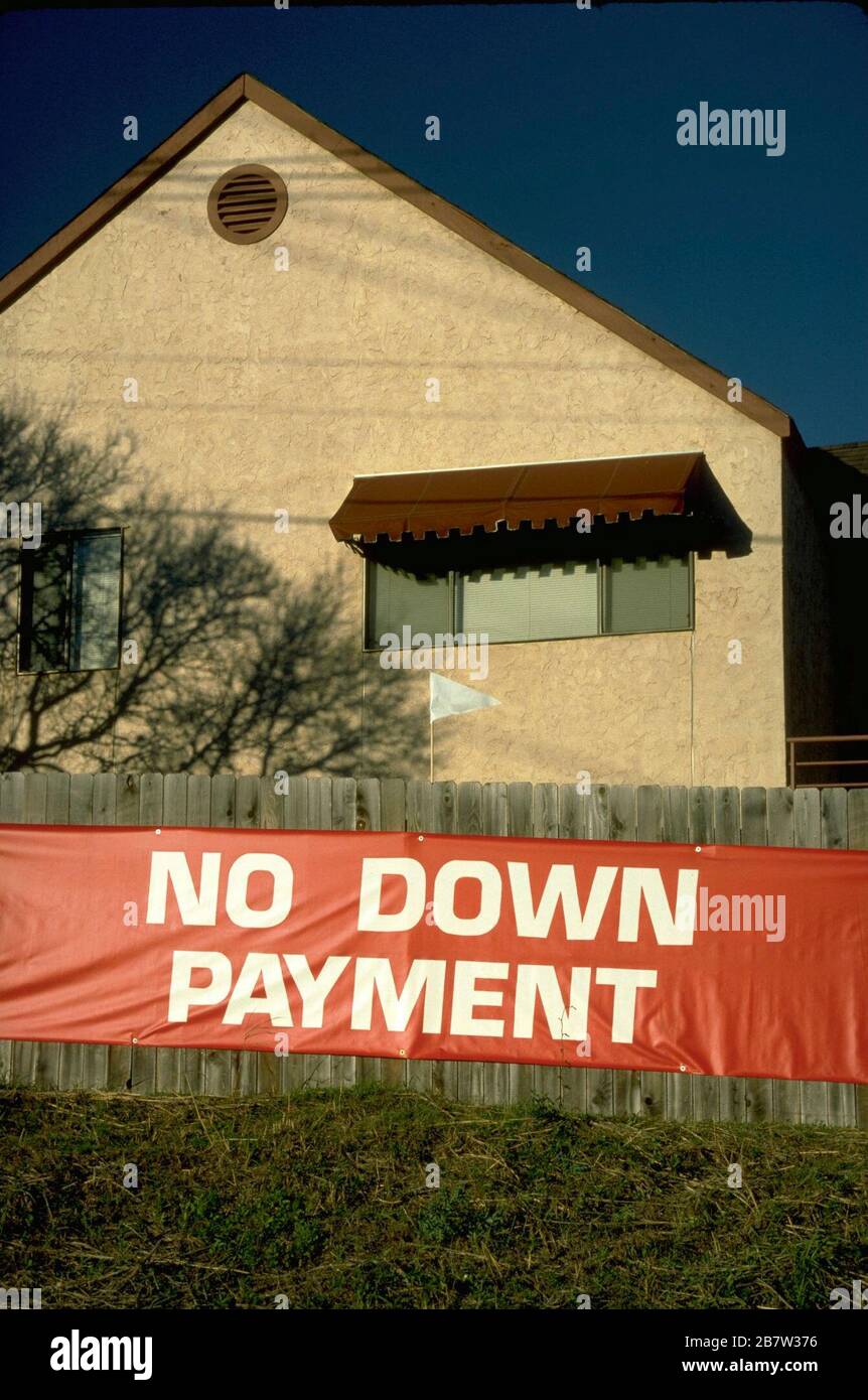 Real estate vertical hi-res stock photography and images - Alamy