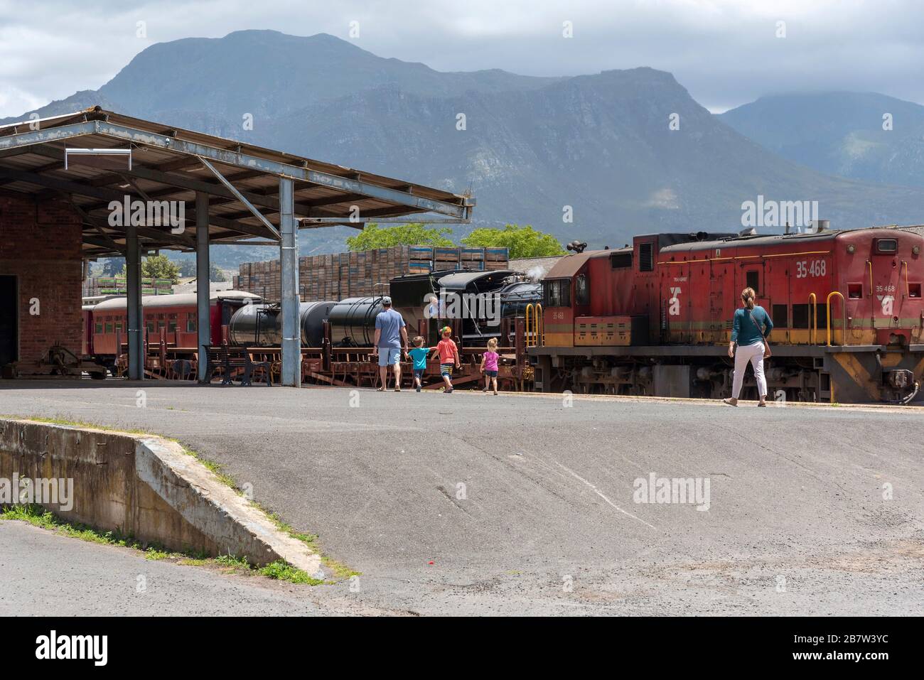 Elgin, Western Cape, South Africa. Dec 2019. Elgin station in the ...