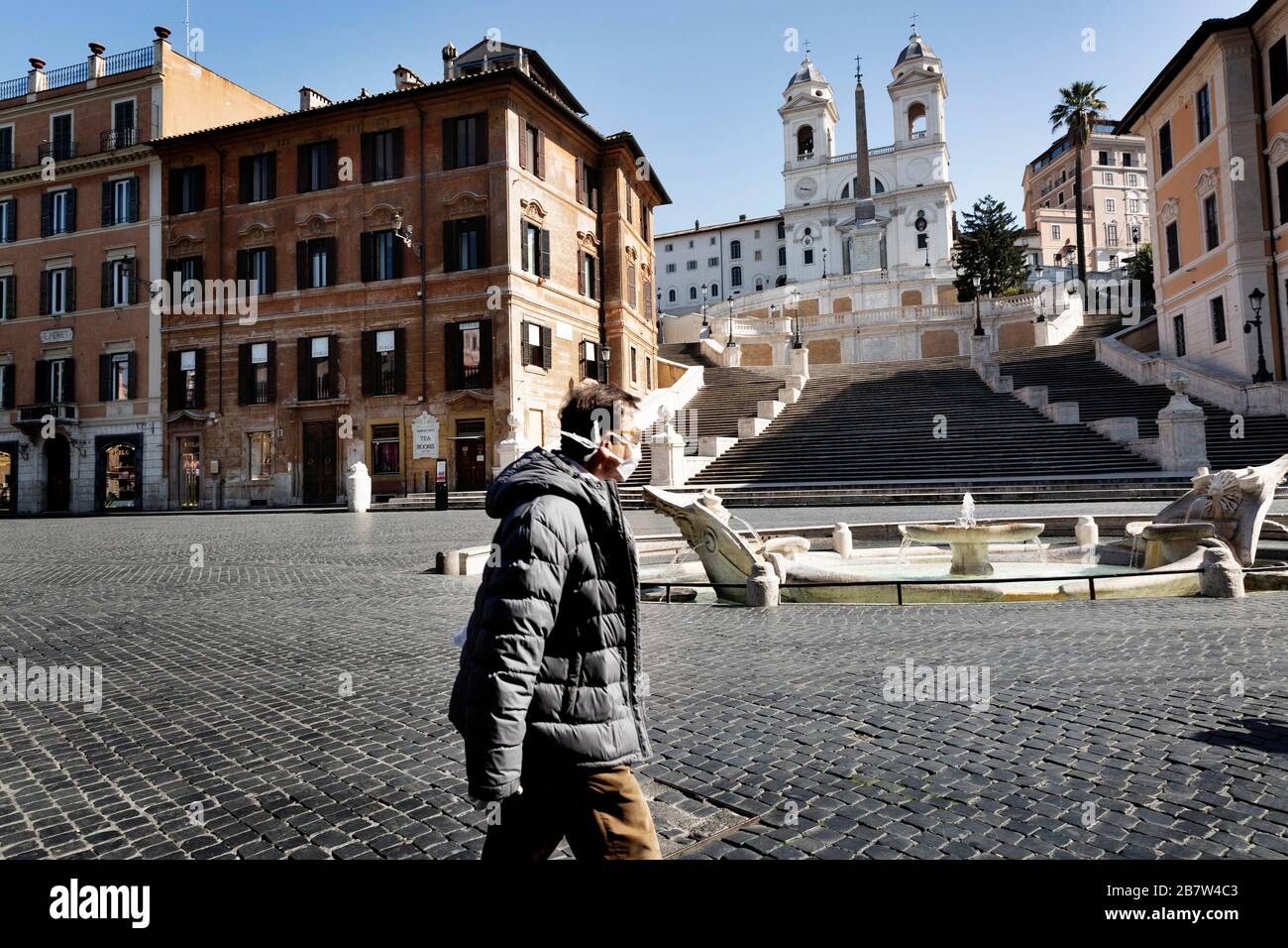 Colosseo station hi-res stock photography and images - Alamy