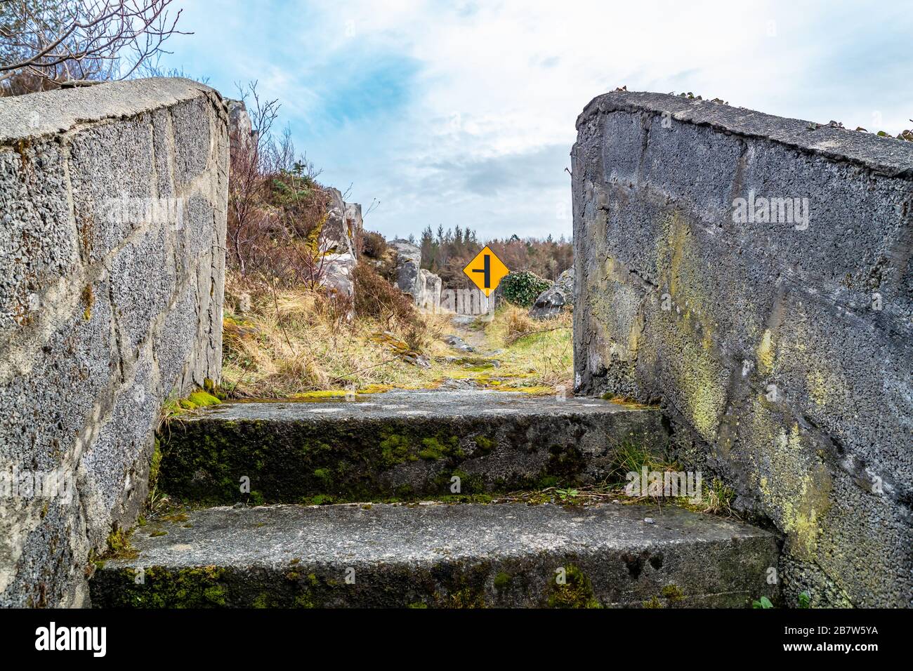 River and bridge in donegal hi-res stock photography and images - Alamy